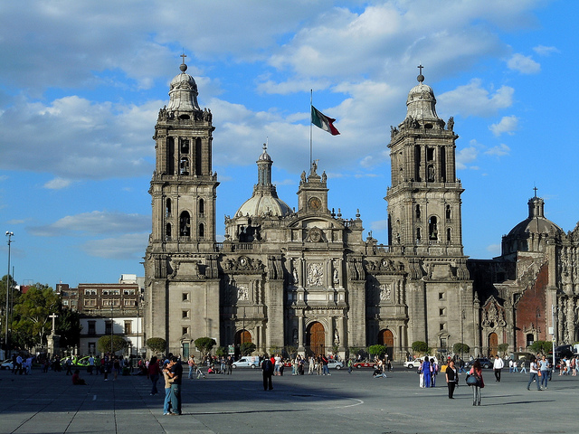 What To Do in Mexico City: A Guide to the City's Eclectic Array...