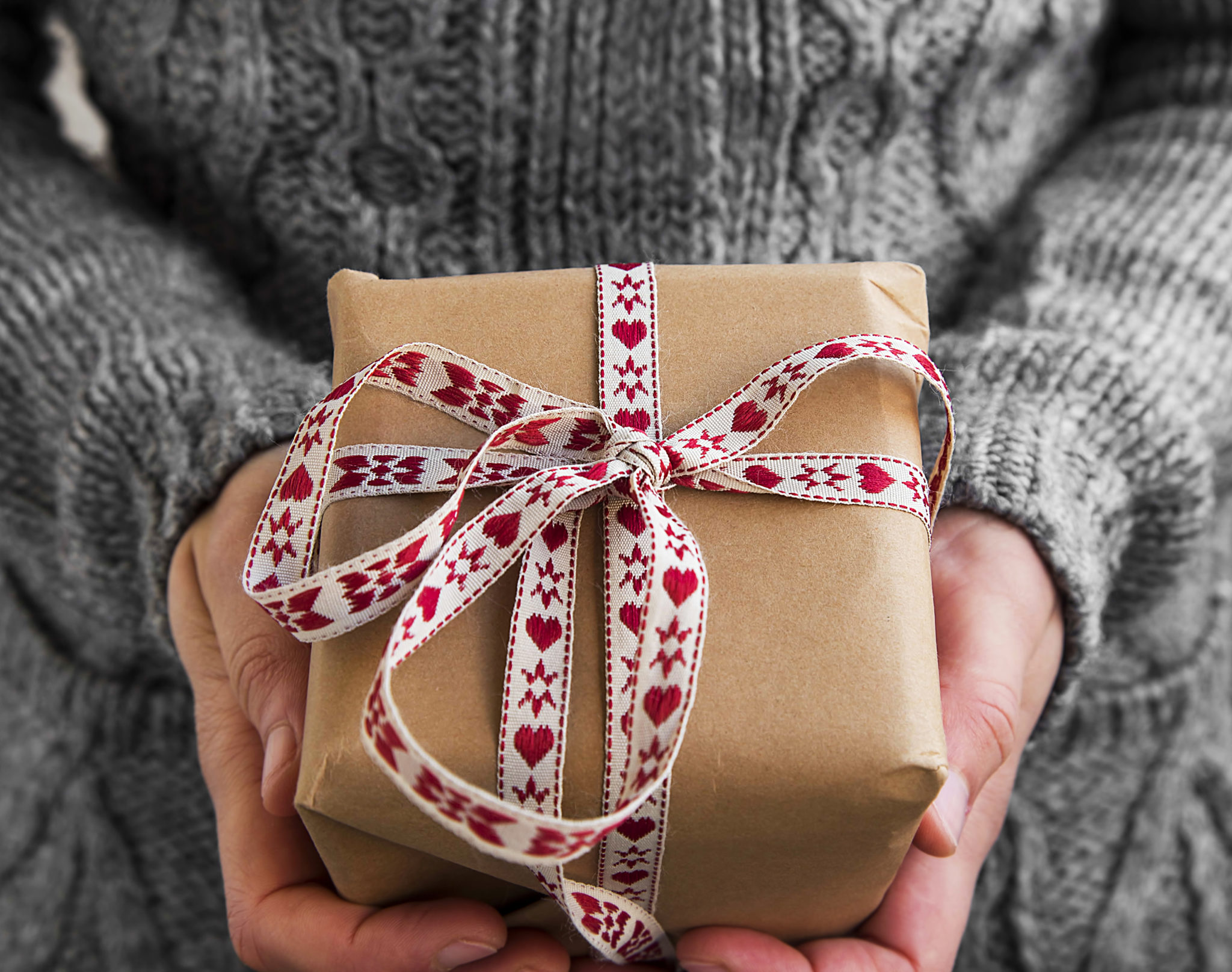 10 Holiday Gift Ideas That Empower Women To Rise Above Poverty ...