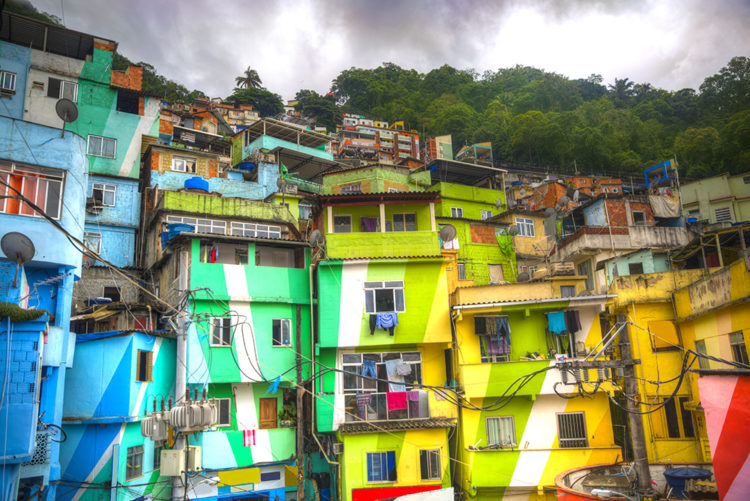 Slum Paintings: Adding Color to the World - Culture-ist Slum Paintings: Adding Color to the World - Culture-ist